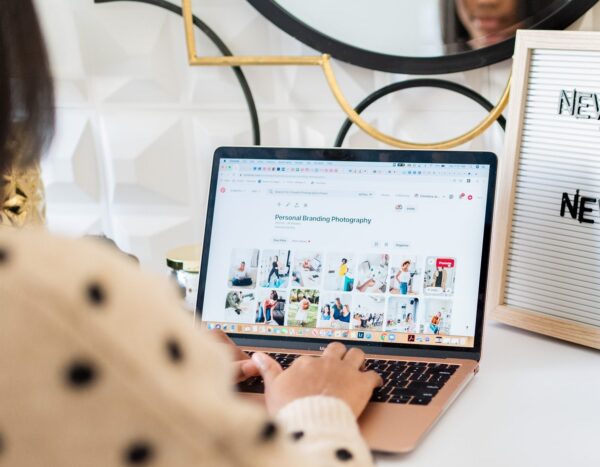 How to Become a Pinterest Virtual Assistant or Pinterest Manager