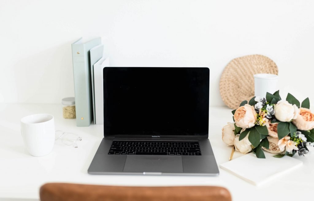 How to Become a Pinterest Virtual Assistant or Pinterest Manager