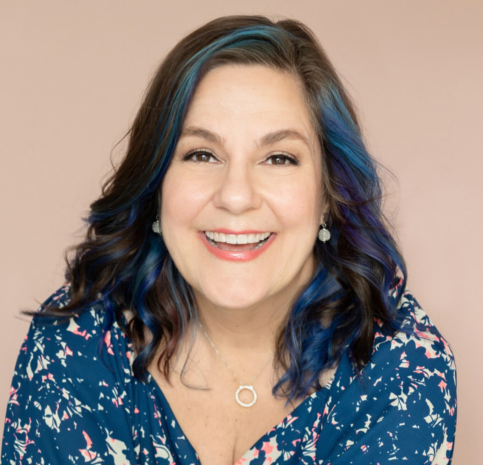 Introvertpreneur - Marketing Podcast for Introverts